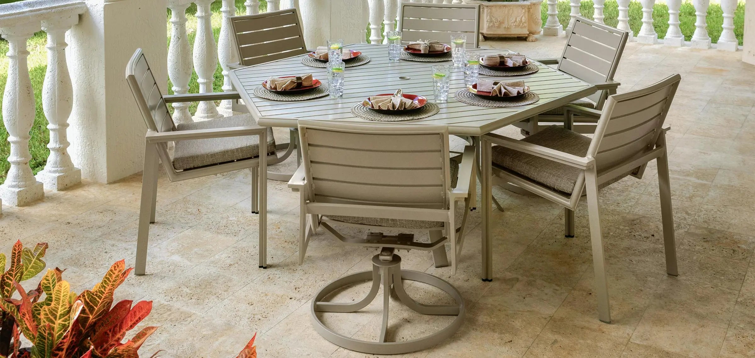 Winston - Casual Furniture World